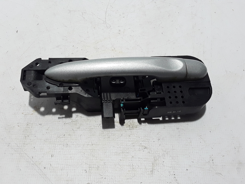 Used RENAULT Latitude Rear side door opening handle outer and its details