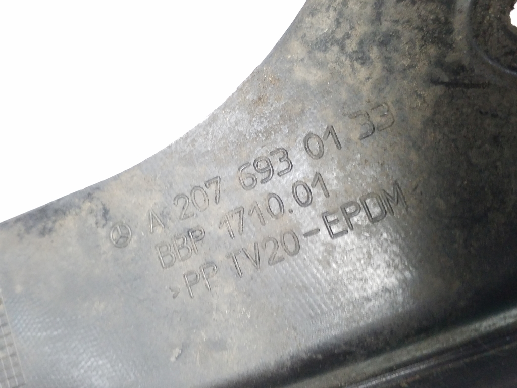 Used Mercedes Benz ML-Class Other detail of the trunk interior A2076930133