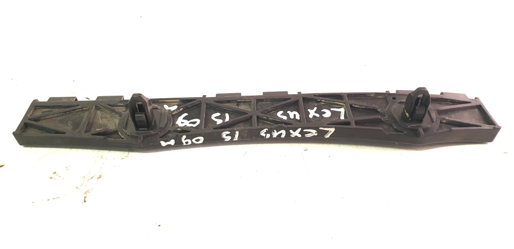 Naudotas LEXUS IS Galinio bamperio laikiklis 52158-53040