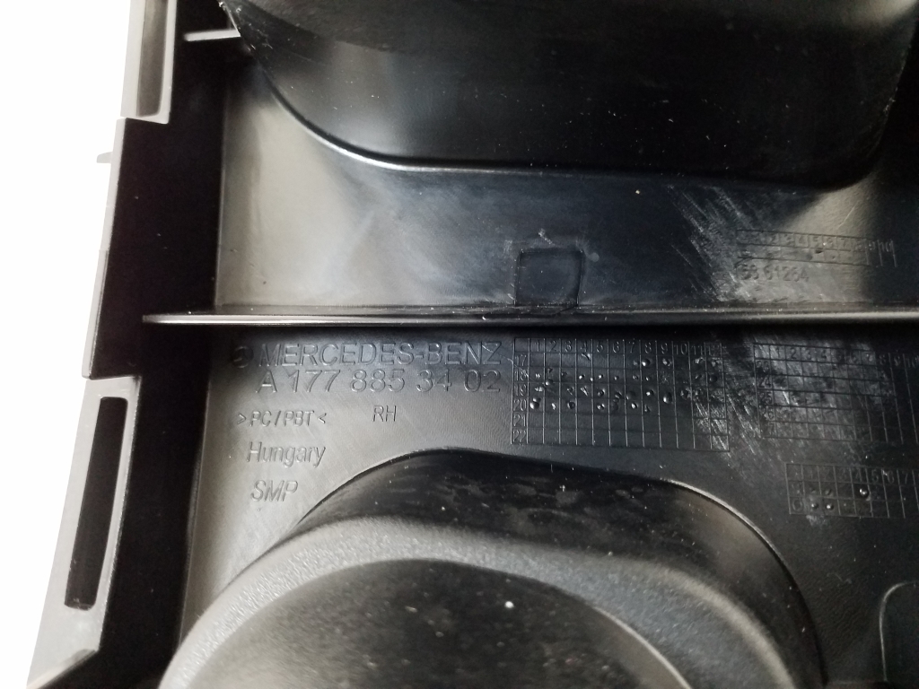 Naudotas Mercedes Benz A-Class Galinio bamperio laikiklis A1778853402