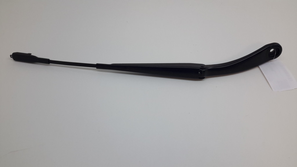 Used Mercedes Benz B-Class Windshield wiper blade A2468200444