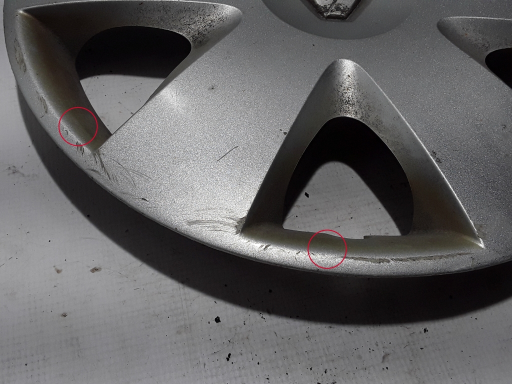 Used RENAULT Megane Rim cover 8200313607