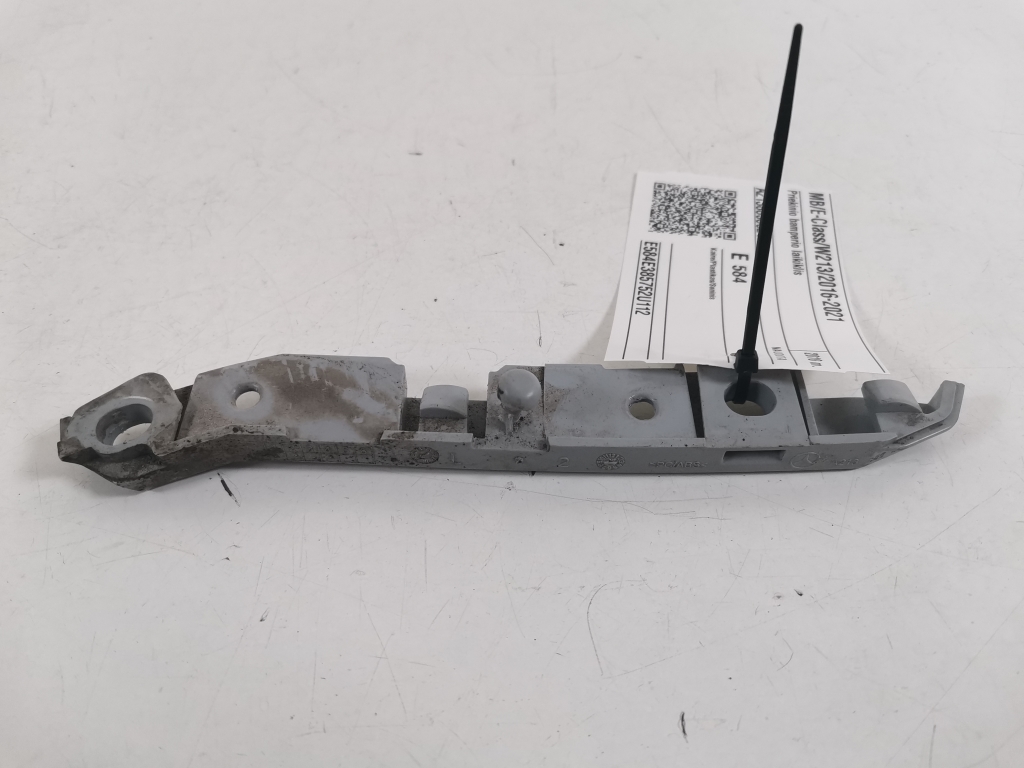 Used Mercedes Benz E-Class Front bumper bracket A2138850521