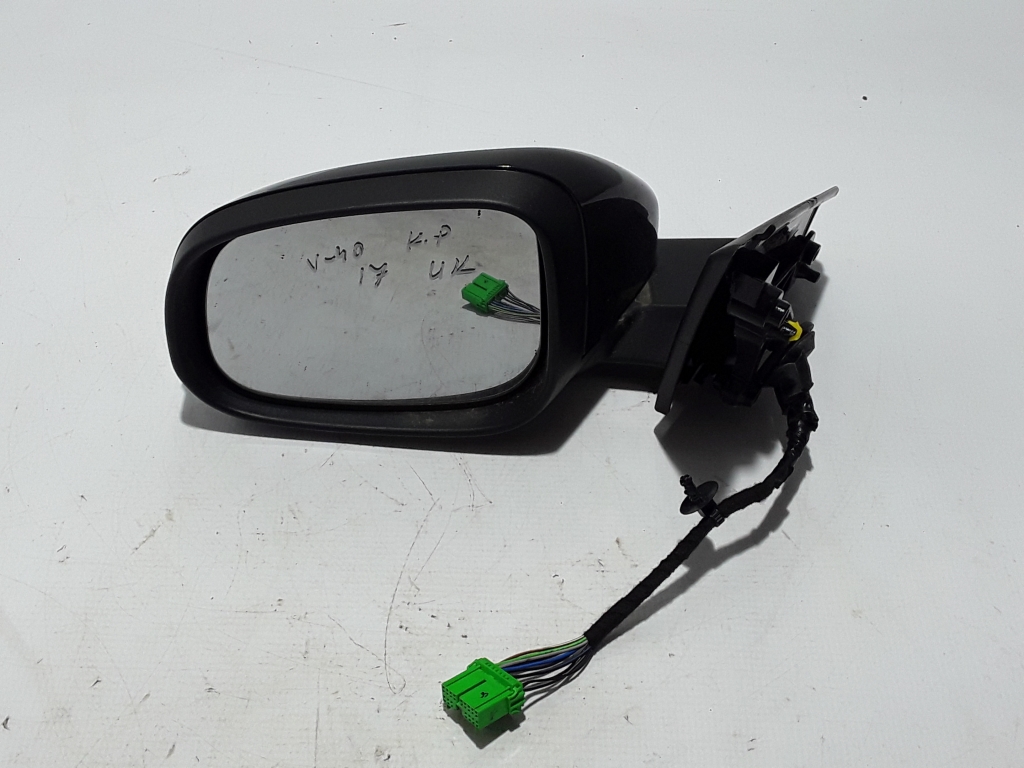 Used VOLVO V40 Side mirror and its details 31442242