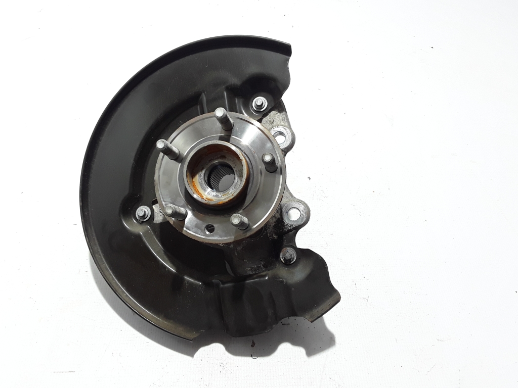Used VOLVO V40 Hub front 31387653