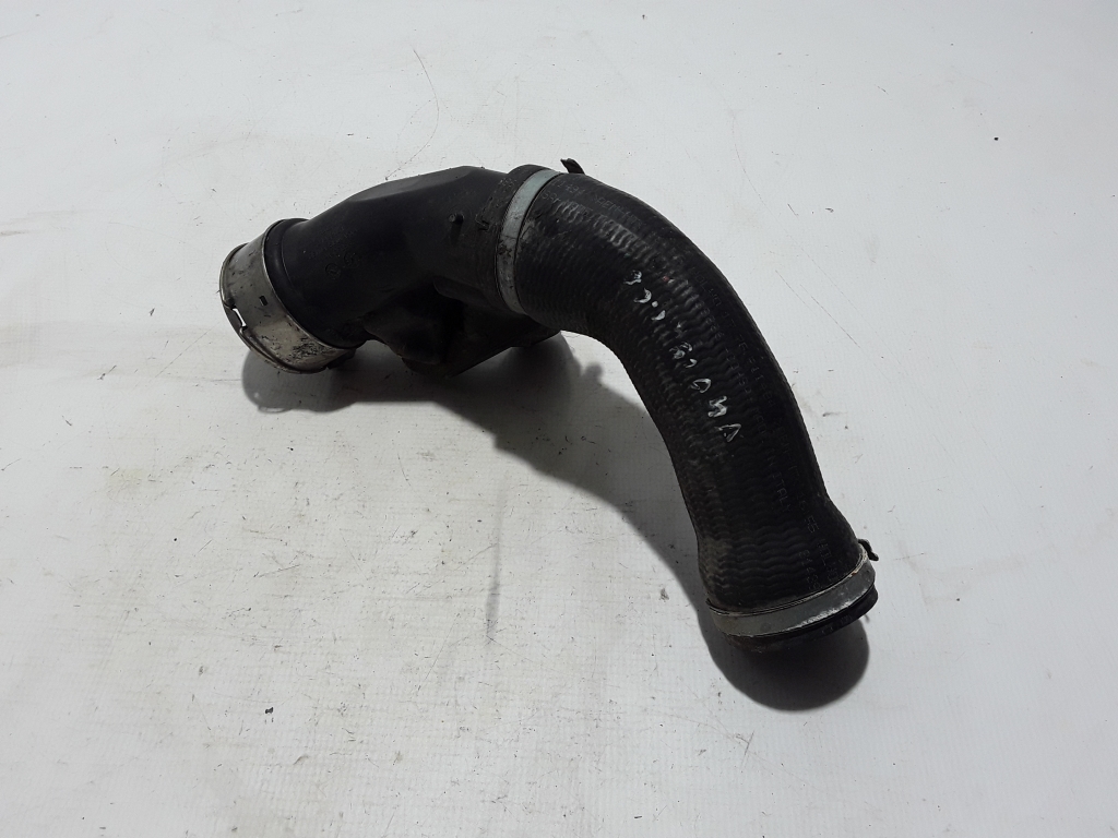 Used VOLVO V40 Intercooler hose 31422061