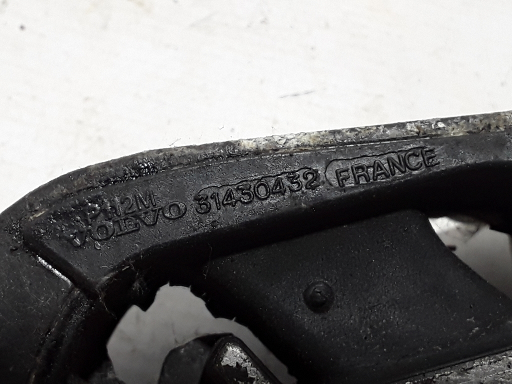 Used VOLVO V40 Engine cushion 31430432