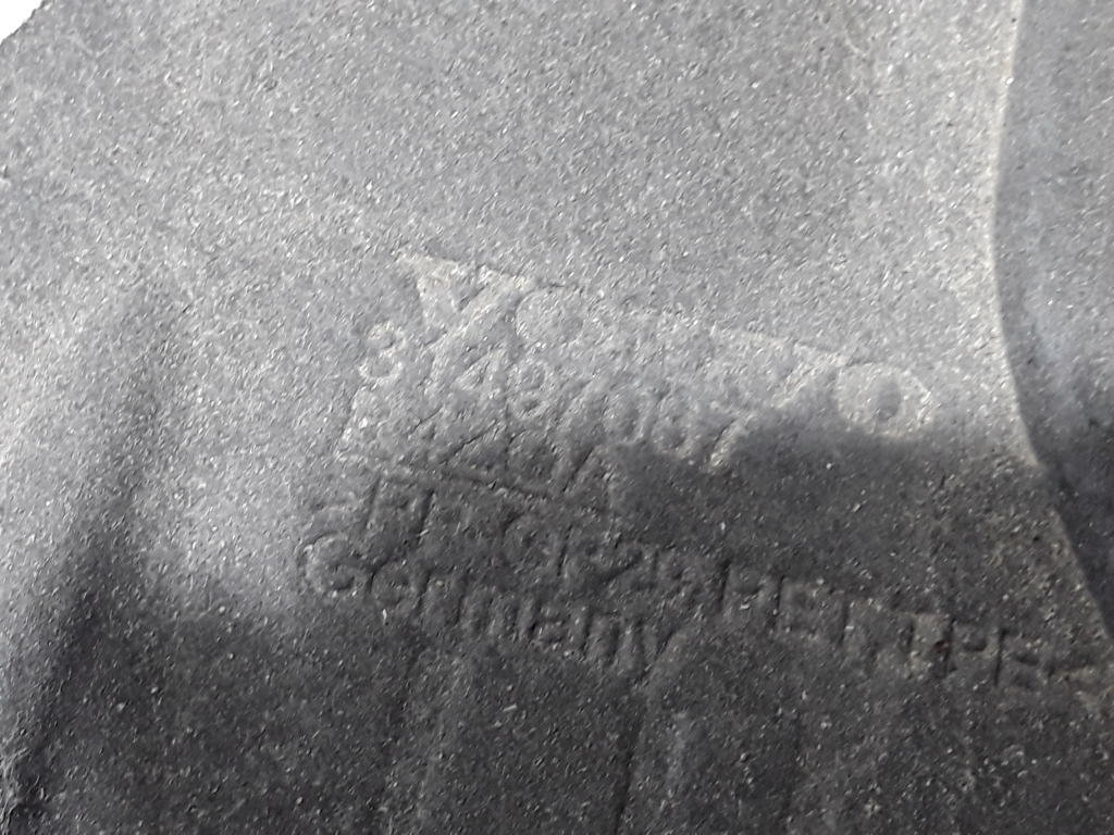 Used VOLVO V40 Protection under the bottom 31497087