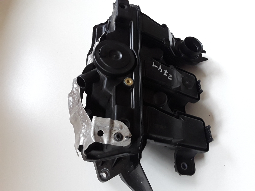 Used NISSAN X-Trail Intake manifold 118301003R