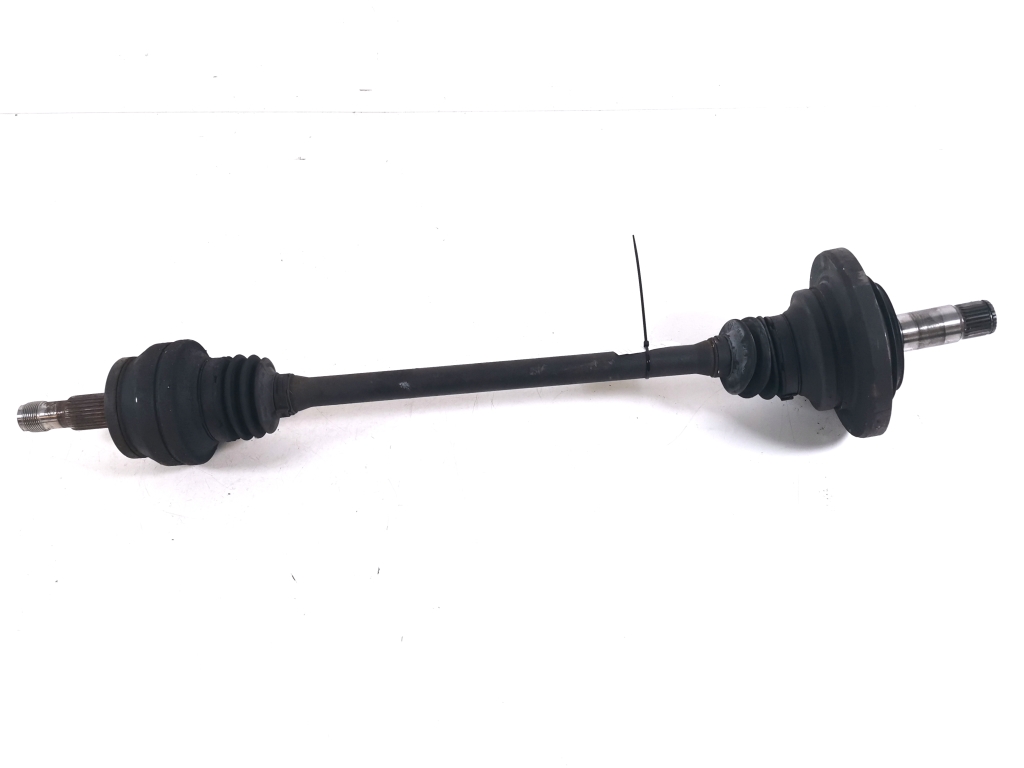 Used Mercedes Benz E-Class Rear axle and its details A2113500916