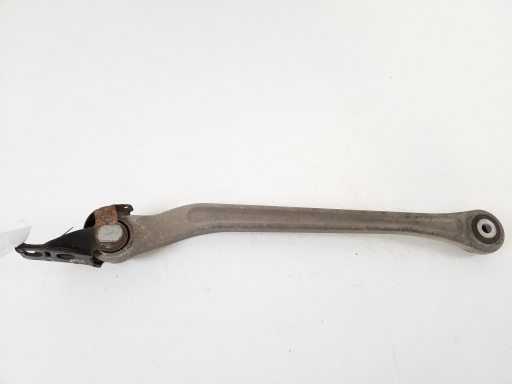 Used Mercedes Benz E-Class The rear axle pulled A2303500429