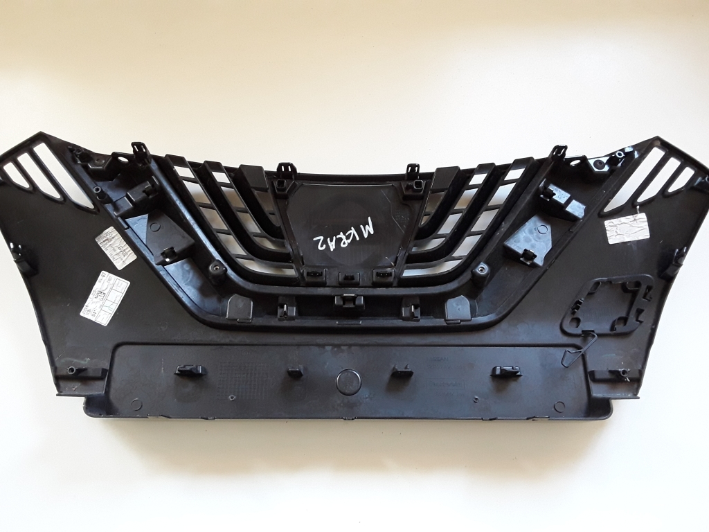 Used NISSAN Micra Front grille 623105FA0A