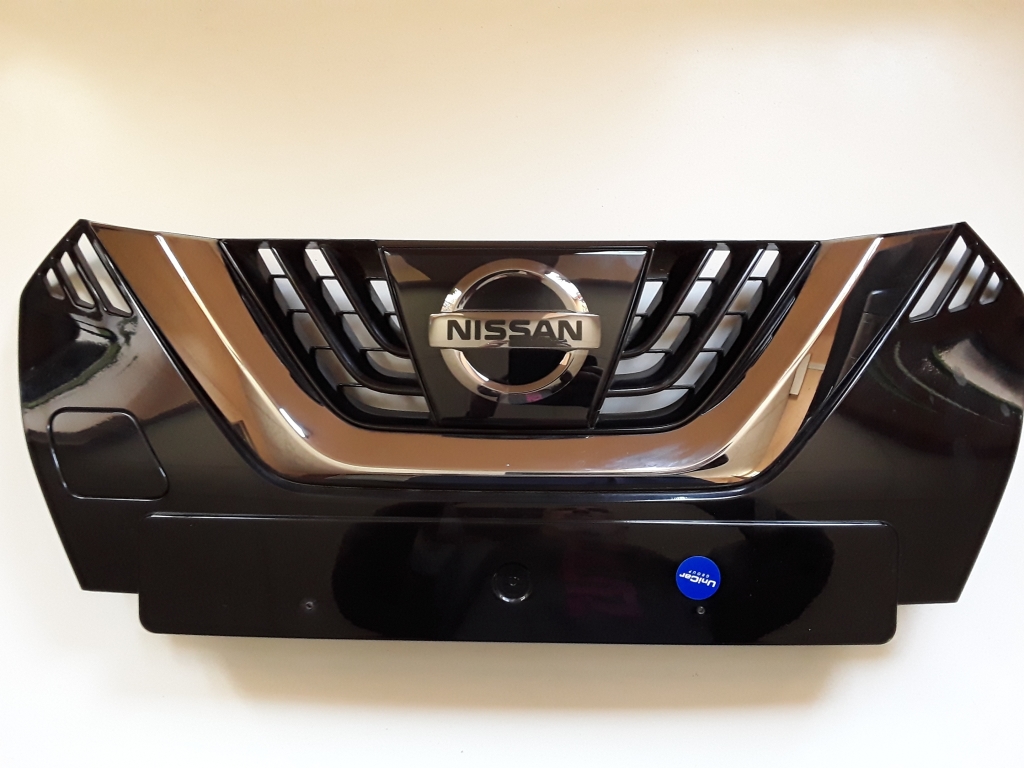 Used NISSAN Micra Front grille 623105FA0A