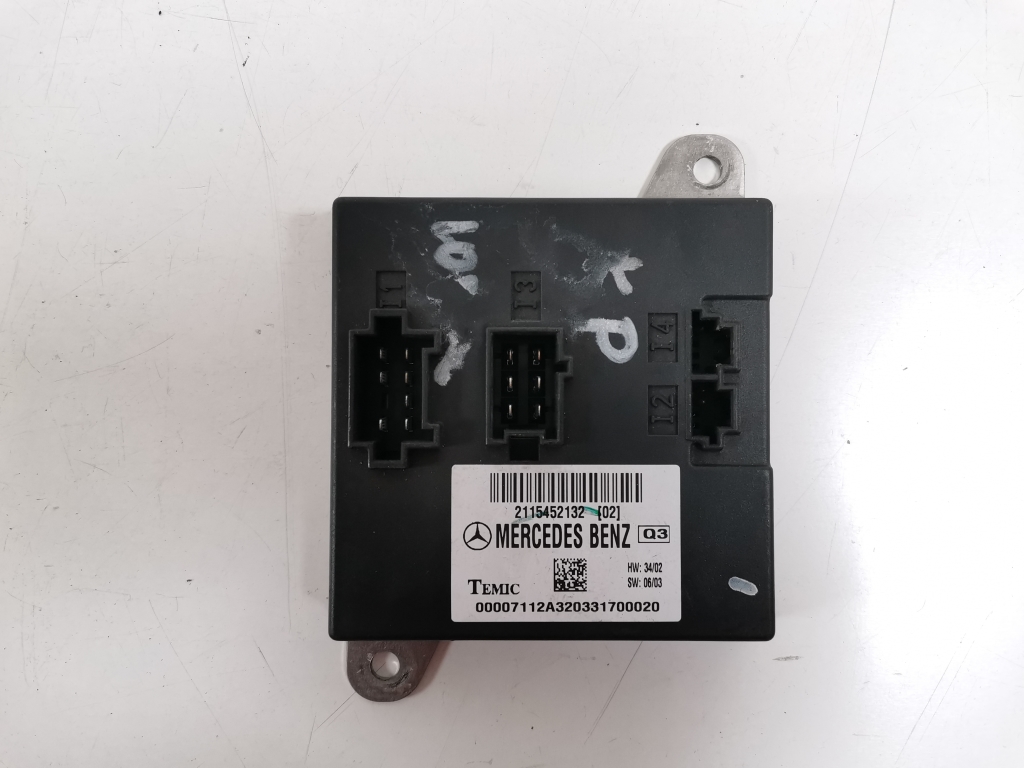 Used Mercedes Benz E-Class Relay A2115452132