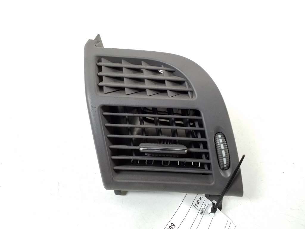 Used Mercedes Benz E-Class Interior panel ventilation grilles A2118301154