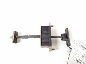 Used Mercedes Benz E-Class Outer boot handle A2037500093