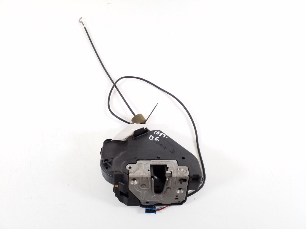 Used Mercedes Benz E-Class Rear side door lock A2117300635