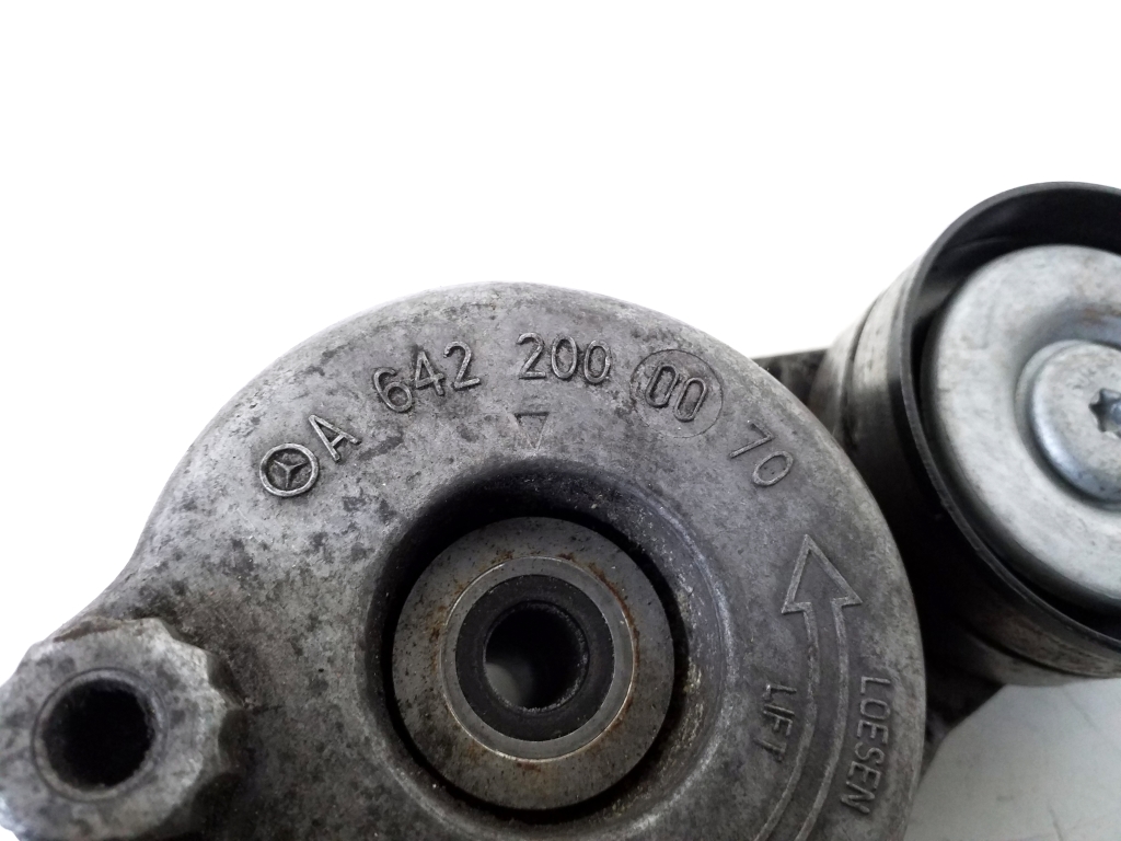 Used Mercedes Benz E-Class Strap tensioner A6422000070