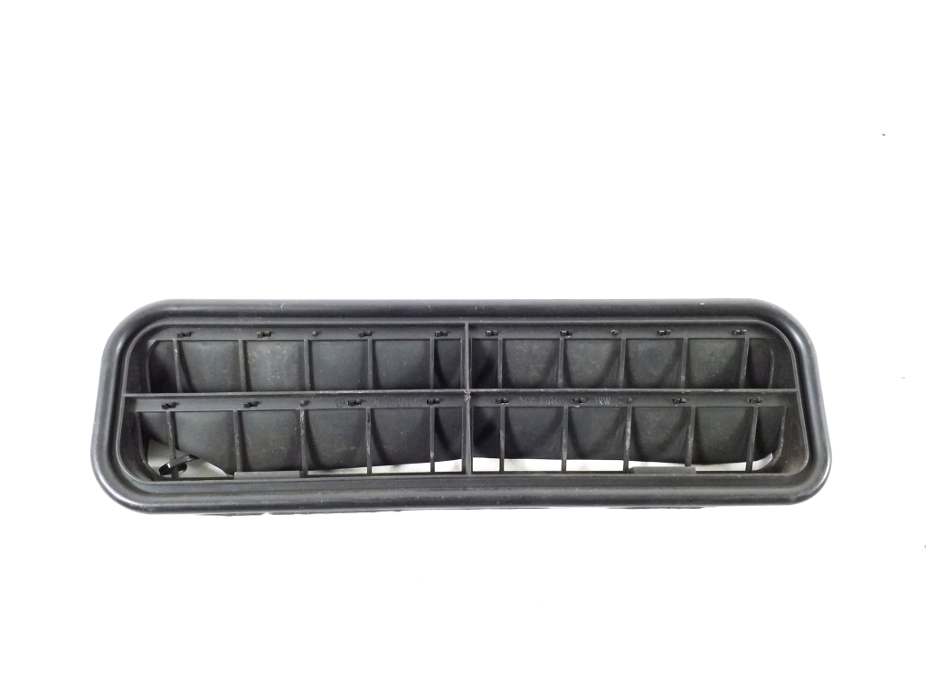 Used Mercedes Benz E-Class Rear wing ventilation grille A2118300042