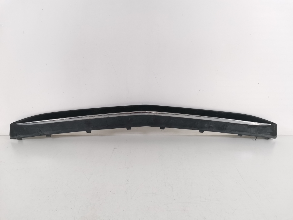 Used Mercedes Benz E-Class Other part of the front bumper A2138850100