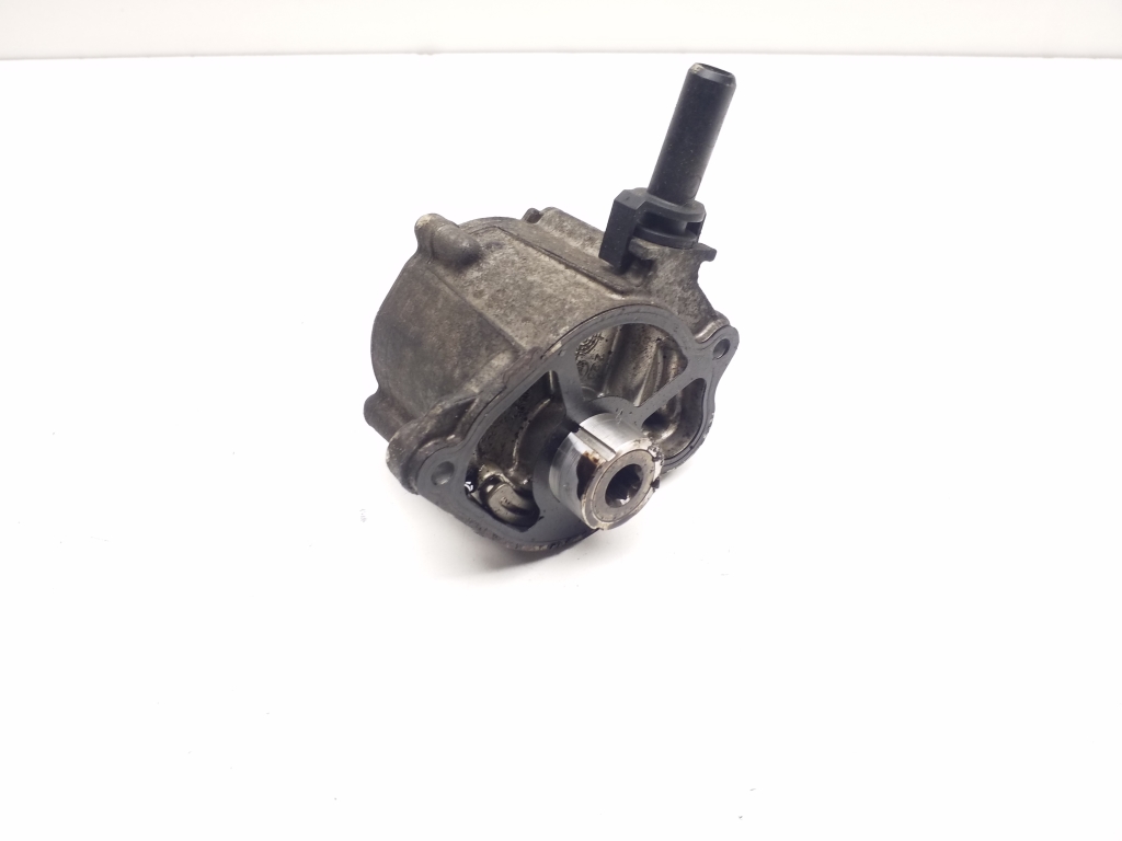 Used Mercedes Benz E-Class Vacuum pump A6510900005