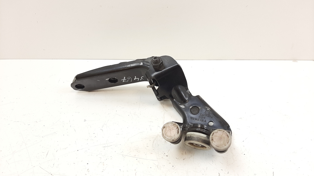 Used Volkswagen Transporter Sliding door track 7E0843336A