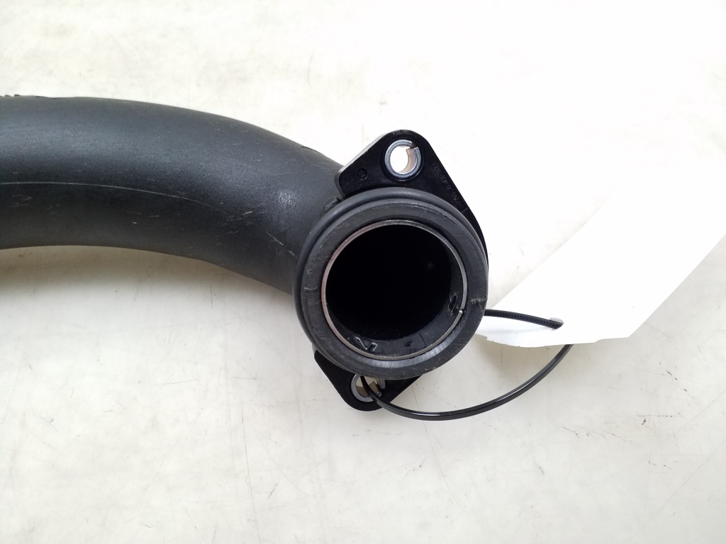 Used VOLVO S90 Intercooler hose 31492218