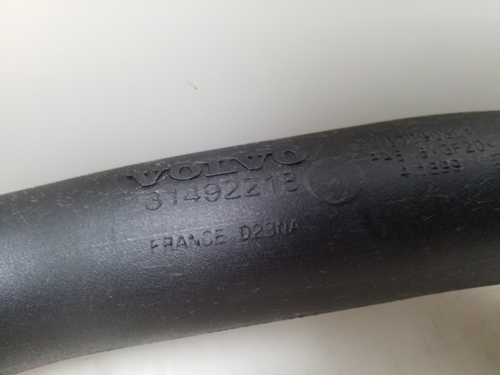 Used VOLVO S90 Intercooler hose 31492218