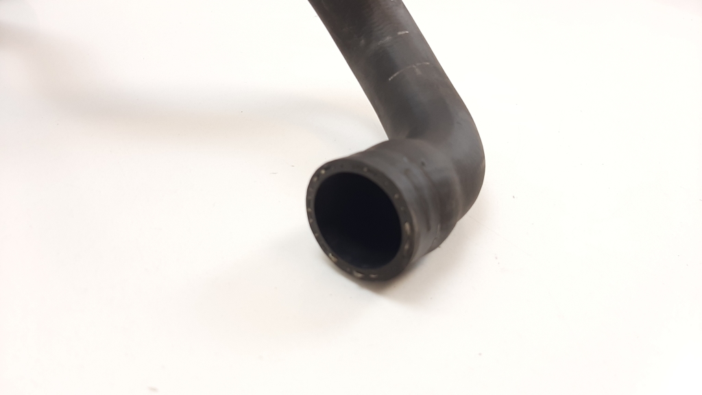 Used Volkswagen Transporter Intestine 7H0122101