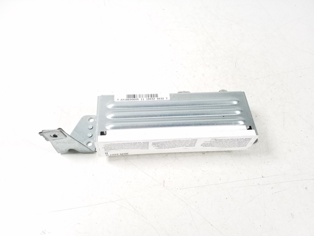 Naudotas Mercedes Benz S-Class Galinės sėdynės oro pagalvė A2218600605