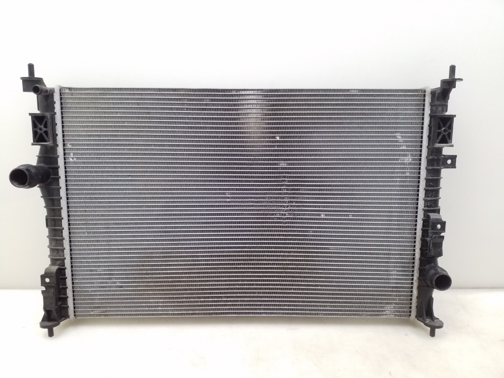 Used Peugeot 308 Cooling radiator 9678711180