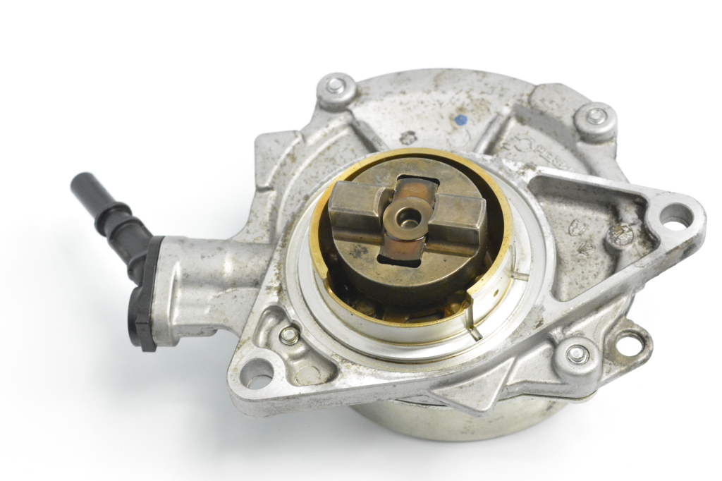Used Mini Cooper Vacuum pump 7014900500