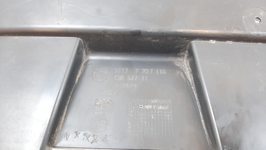 Naudotas BMW 5 SERIES Galinio bamperio laikiklis 7207110