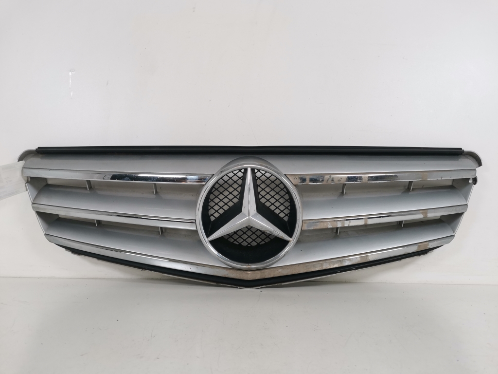 Used Mercedes Benz C-Class Front grille A2048800023