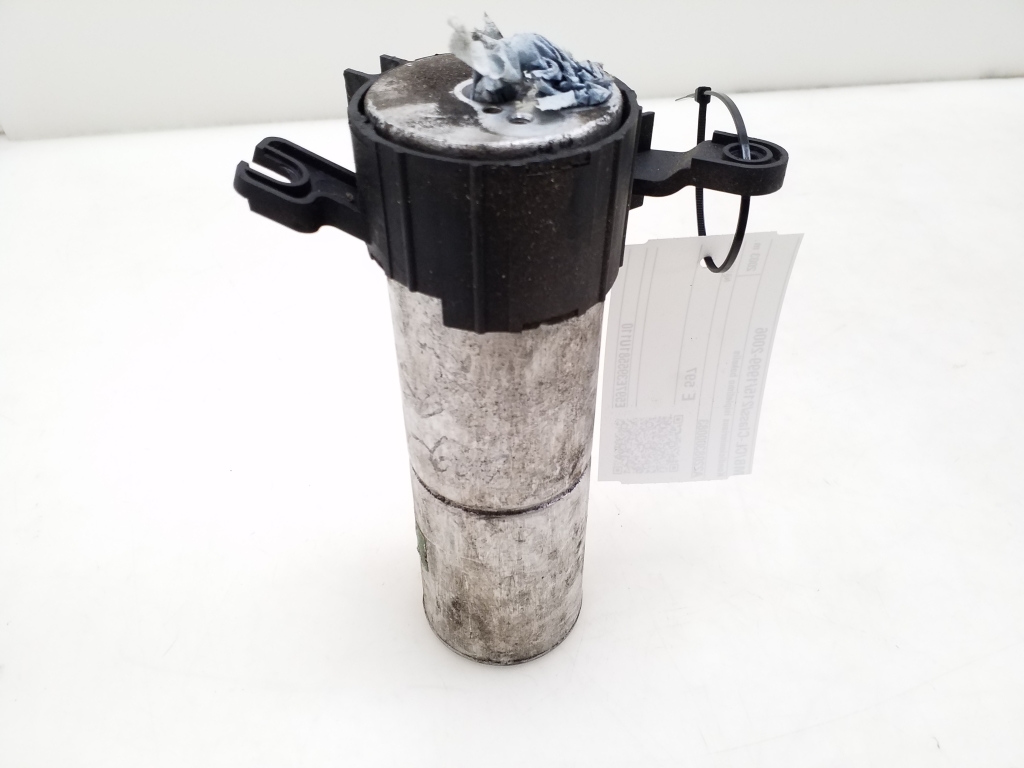 Used Mercedes Benz CL-Class Conditioner expansion tank A2208300083