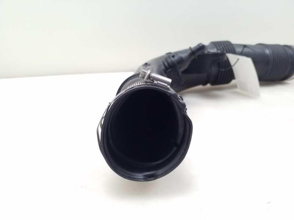 Used VOLVO XC90 Air intake hose 31657341