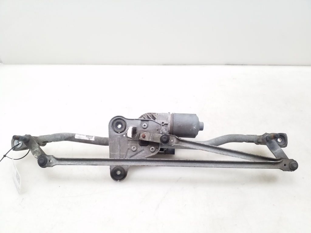 Used VOLVO S80 Windshield wiper mechanism and its details