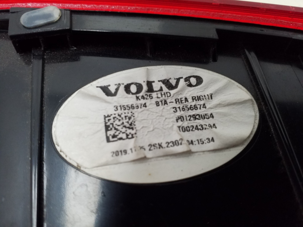 Used VOLVO XC60 Rear light on cover 31656674