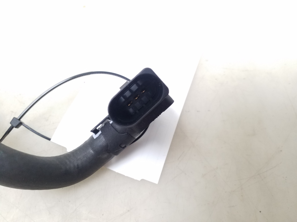 Used Volkswagen Tiguan Exhaust gas sensor 04L145049L