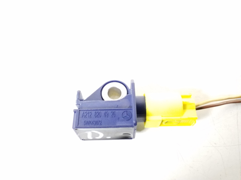 Used Mercedes Benz C-Class Airbag sensor A2128204926