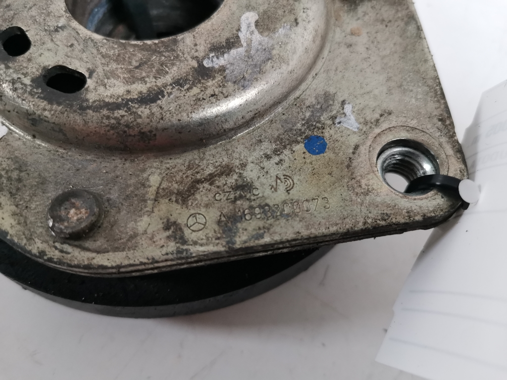 Naudotas Mercedes Benz A-Class Priekinio amortizatoriaus atraminė ...