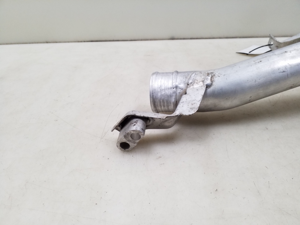 Used VOLVO XC60 Intercooler hose 31370288