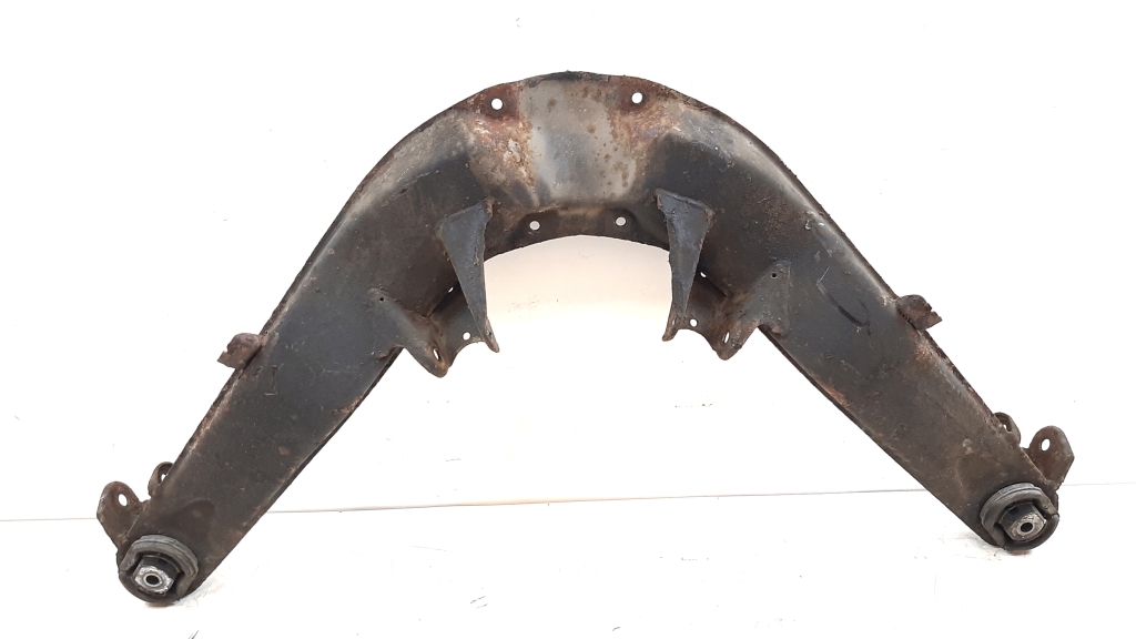 Used Mercedes Benz E-Class Rear axle beam