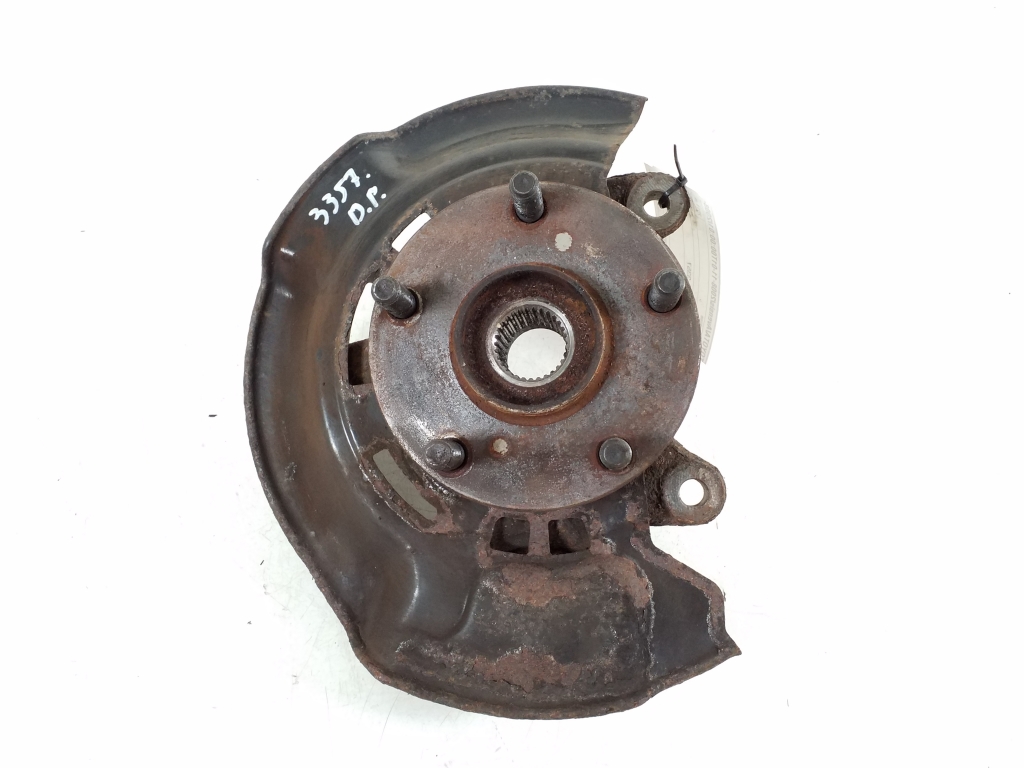 Used TOYOTA Avensis Hub front