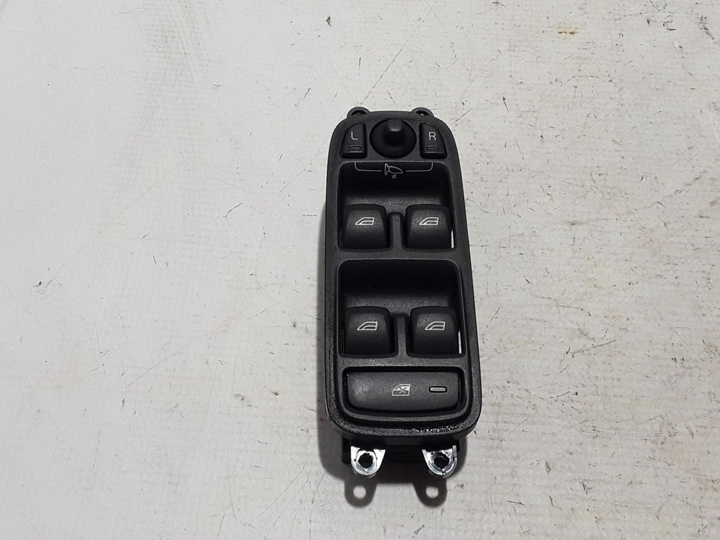 Used VOLVO S60 Front door glass switch 31334346