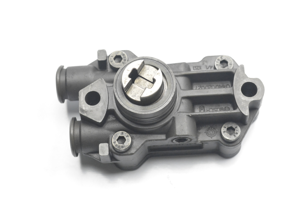 Used Mercedes Benz A-Class Fuel pump A6110900350