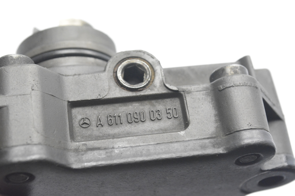 Used Mercedes Benz A-Class Fuel pump A6110900350