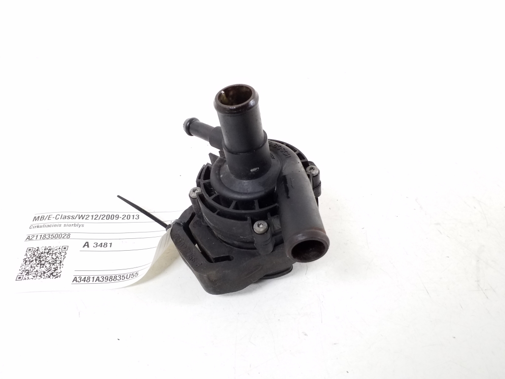 Used Mercedes Benz E-Class Circulation pump A2118350028