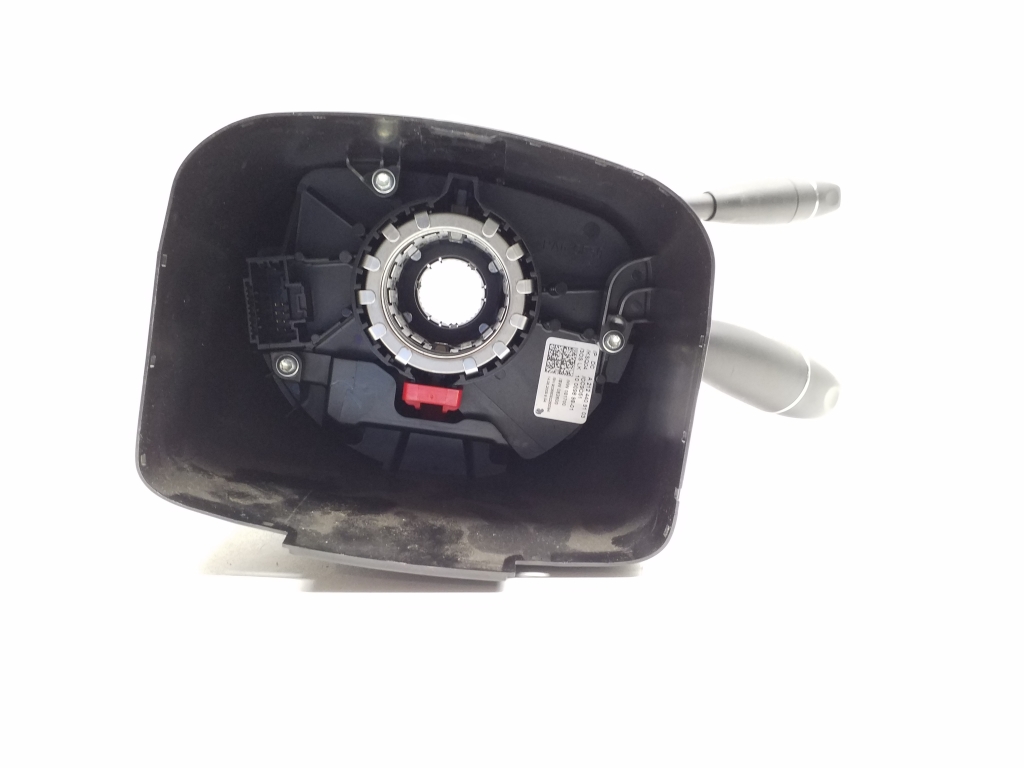 Used Mercedes Benz E-Class Switch and its parts A2124409103