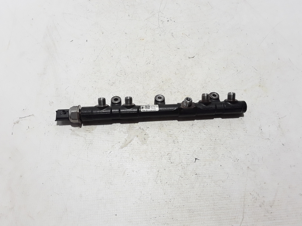 Kasutatud RENAULT Master Kõrgsurve kütusetee 175217543R